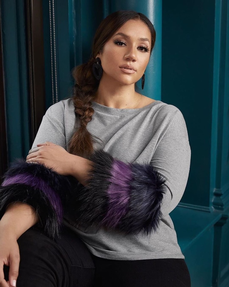 Image of Erica Lauren (Plus Size Model)