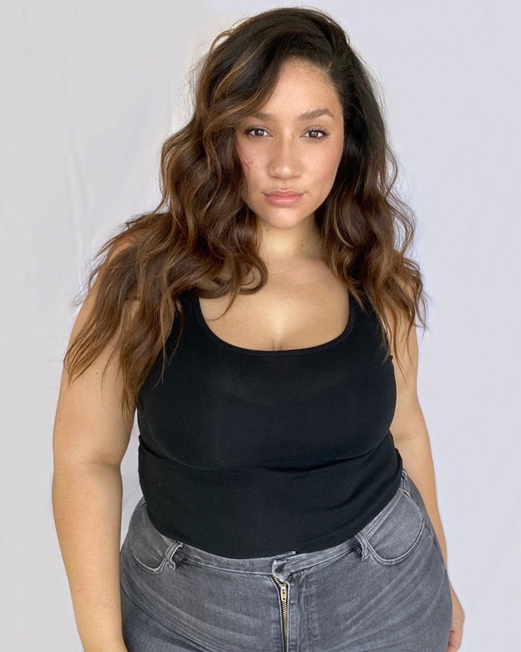 Picture of Erica Lauren (Plus Size Model)