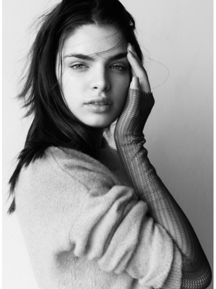 Picture of Nadia Ferreira