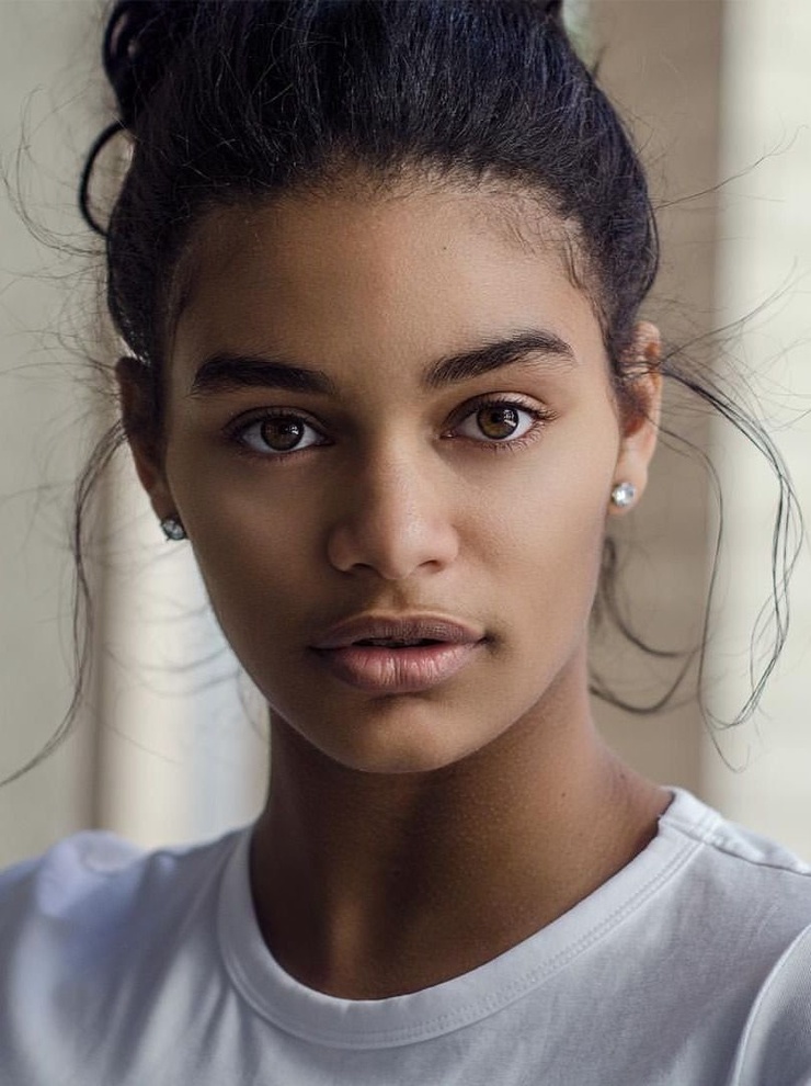 Picture of Ashleigh Baugh