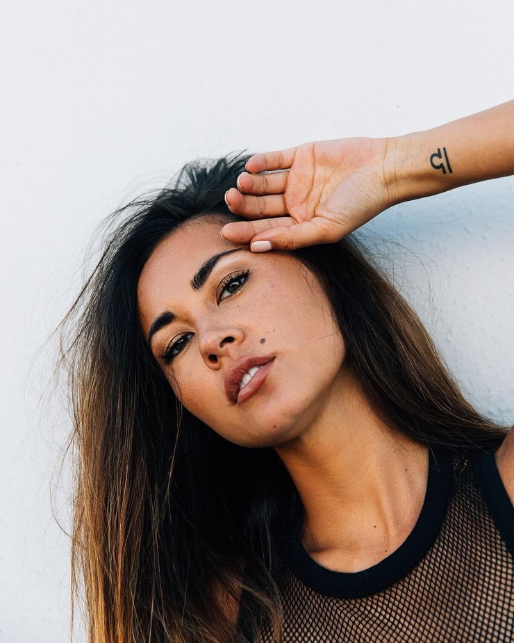 Picture of Ana Tanaka (Model)