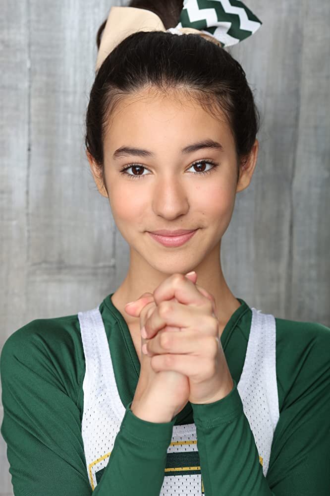 Image of Carolina Rezende