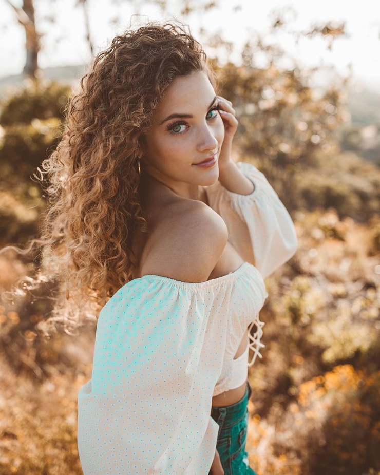 Picture of Sofie Dossi