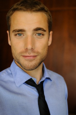 Picture of Dustin Milligan