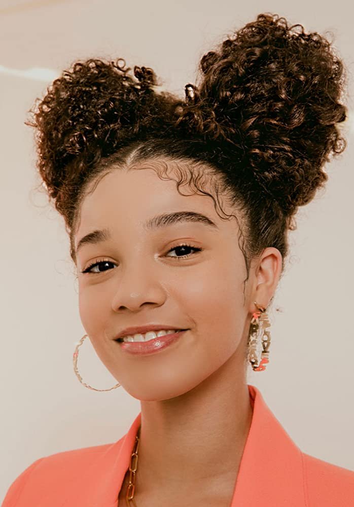 Picture of Malia Baker