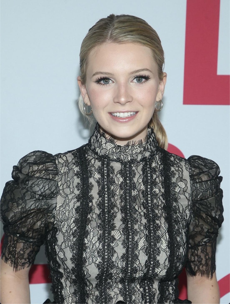 Picture of Madison Thompson