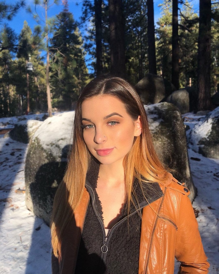 Picture of Kiala Renae