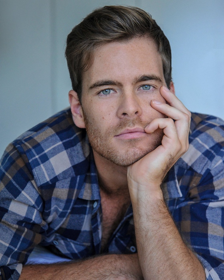 Picture of Tom Jackson