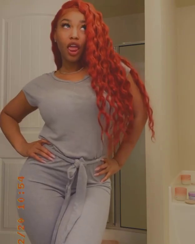 Picture of Ariel Foxx