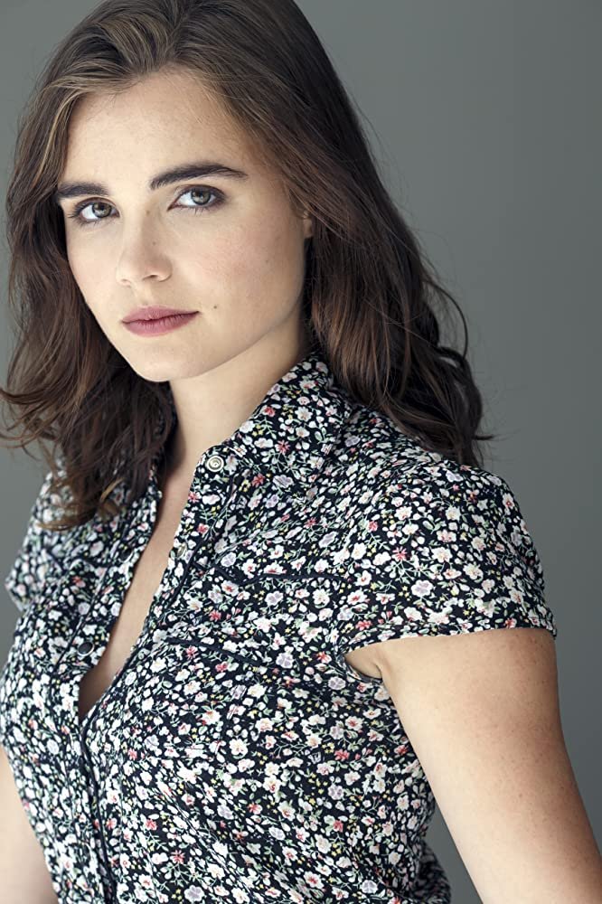 Anna Maiche image