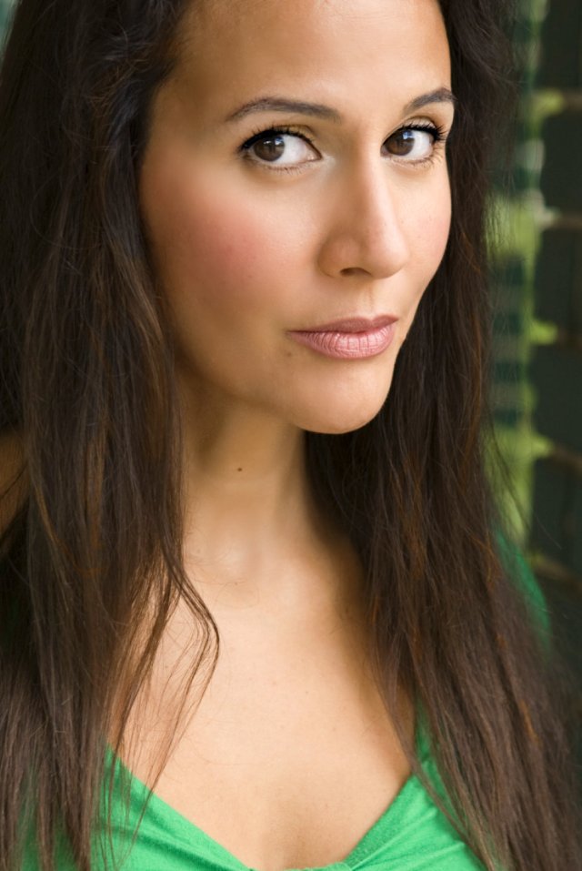 Picture of Nina Leon