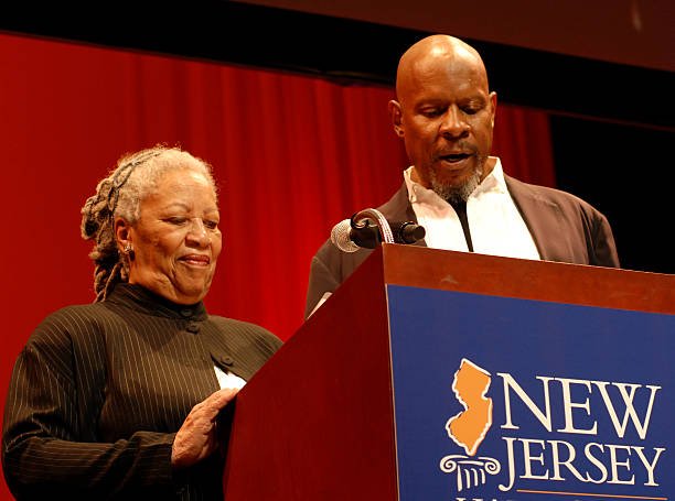 Toni Morrison, Avery Brooks