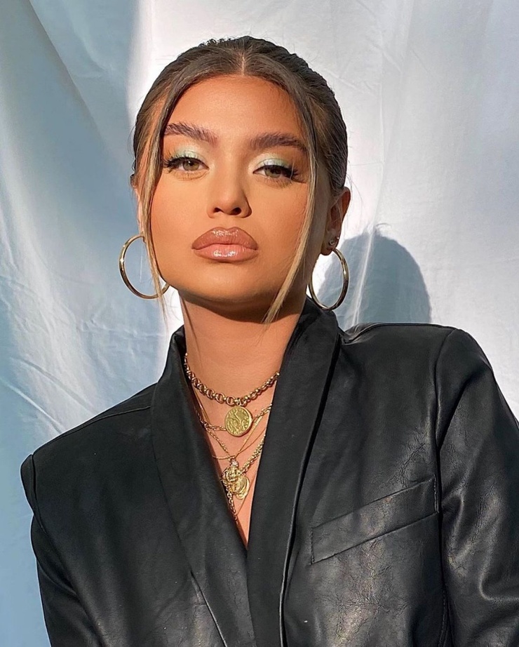 Picture of Sofia Jamora