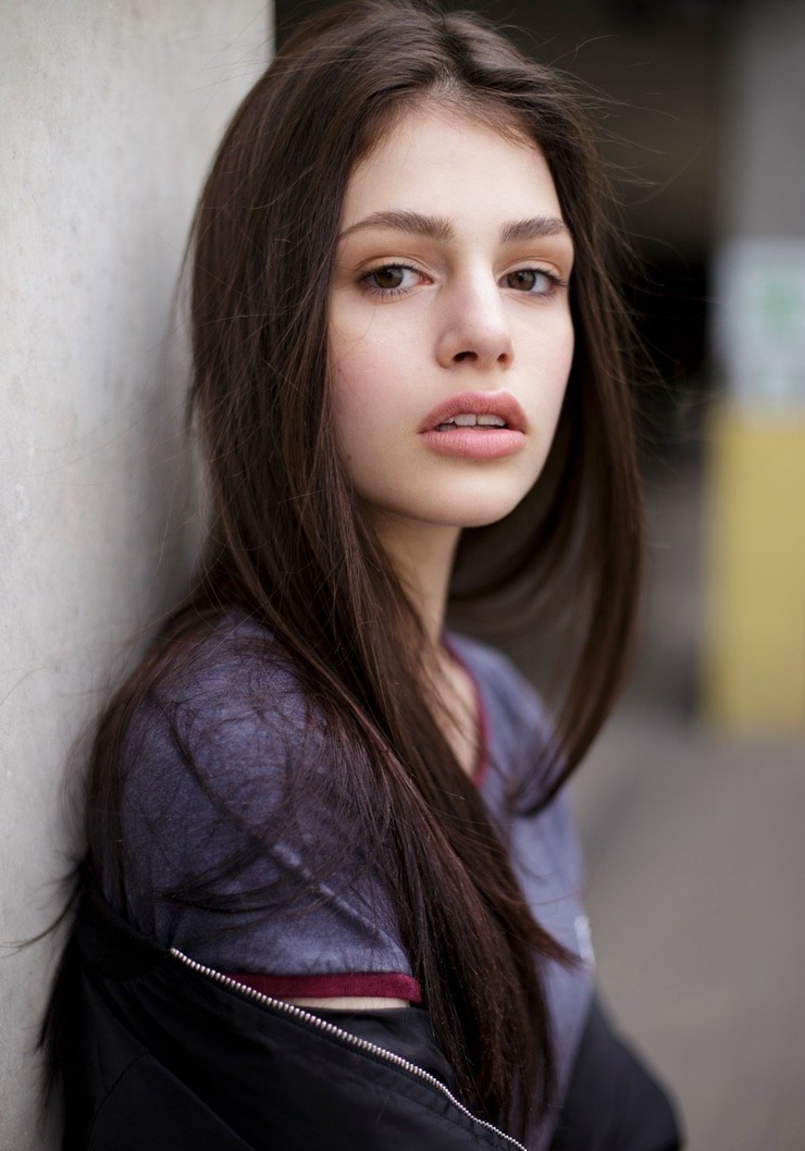 Picture of Karina Pill