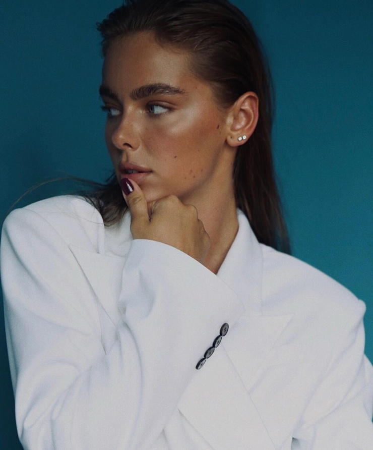 Picture of Elizabeth Konner