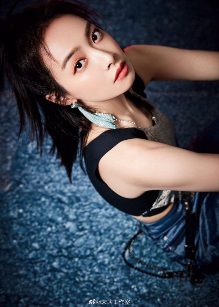 Picture of Victoria Song