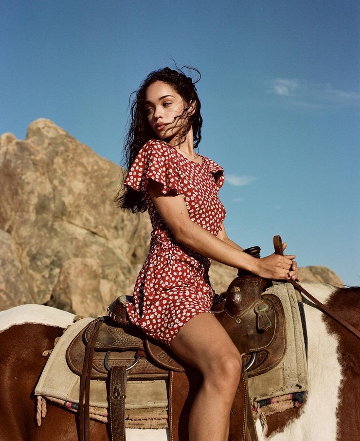 Picture of Alexis Mackenzie