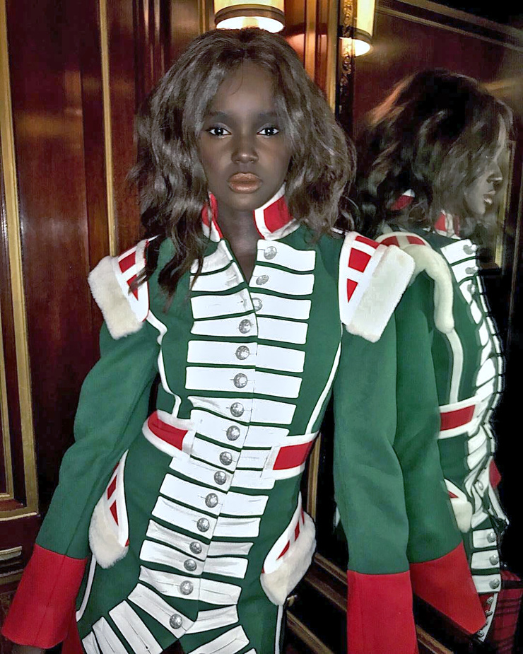 Picture of Duckie Thot