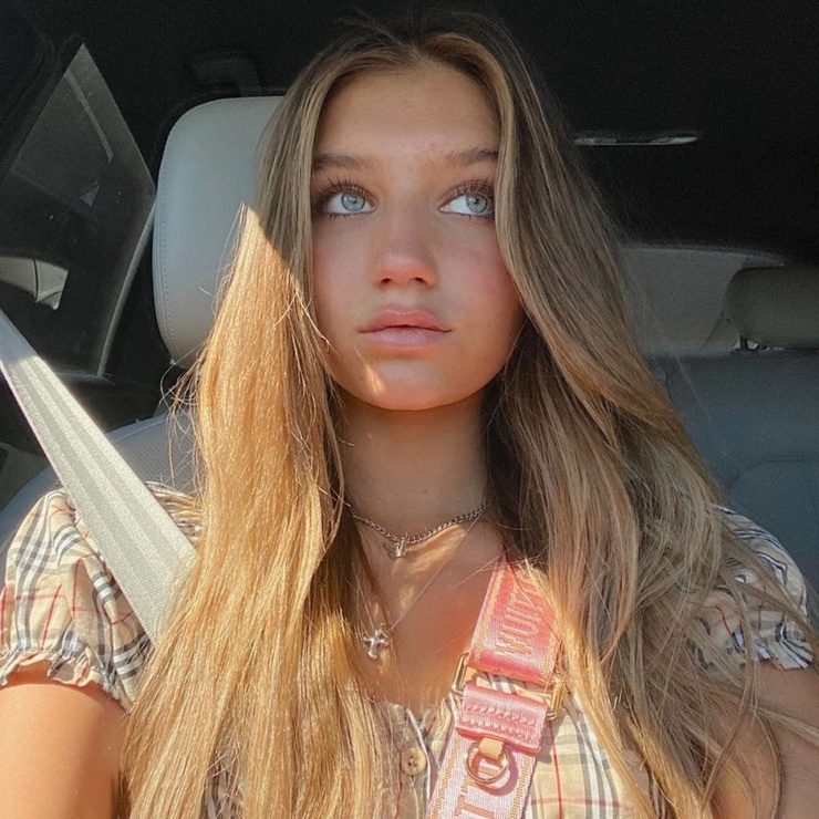 Picture of Madison Lewis