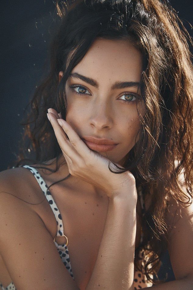 Picture of Sarai Lewis