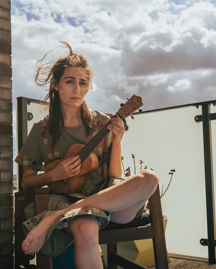 Picture of Dodie Clark