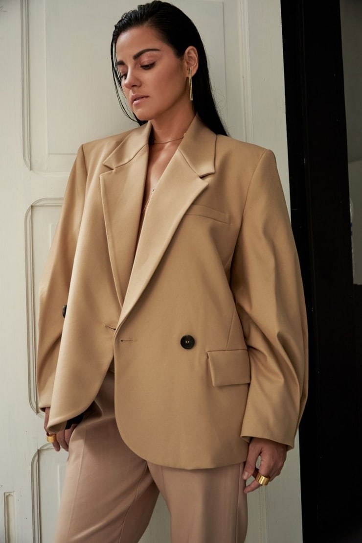 Maite Perroni picture