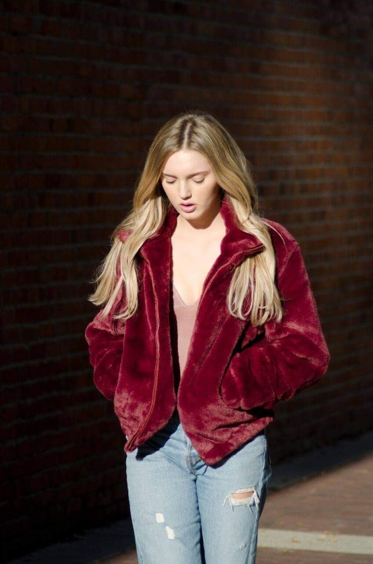 Picture of Kaitlyn Bernard