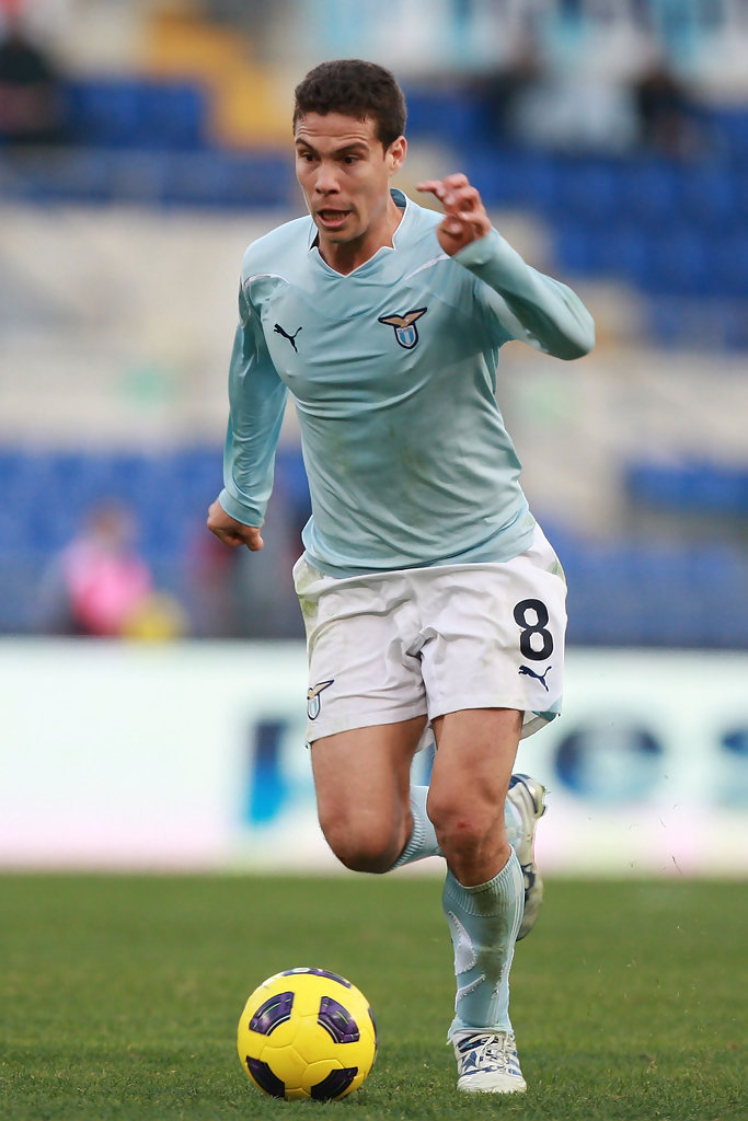 Hernanes image