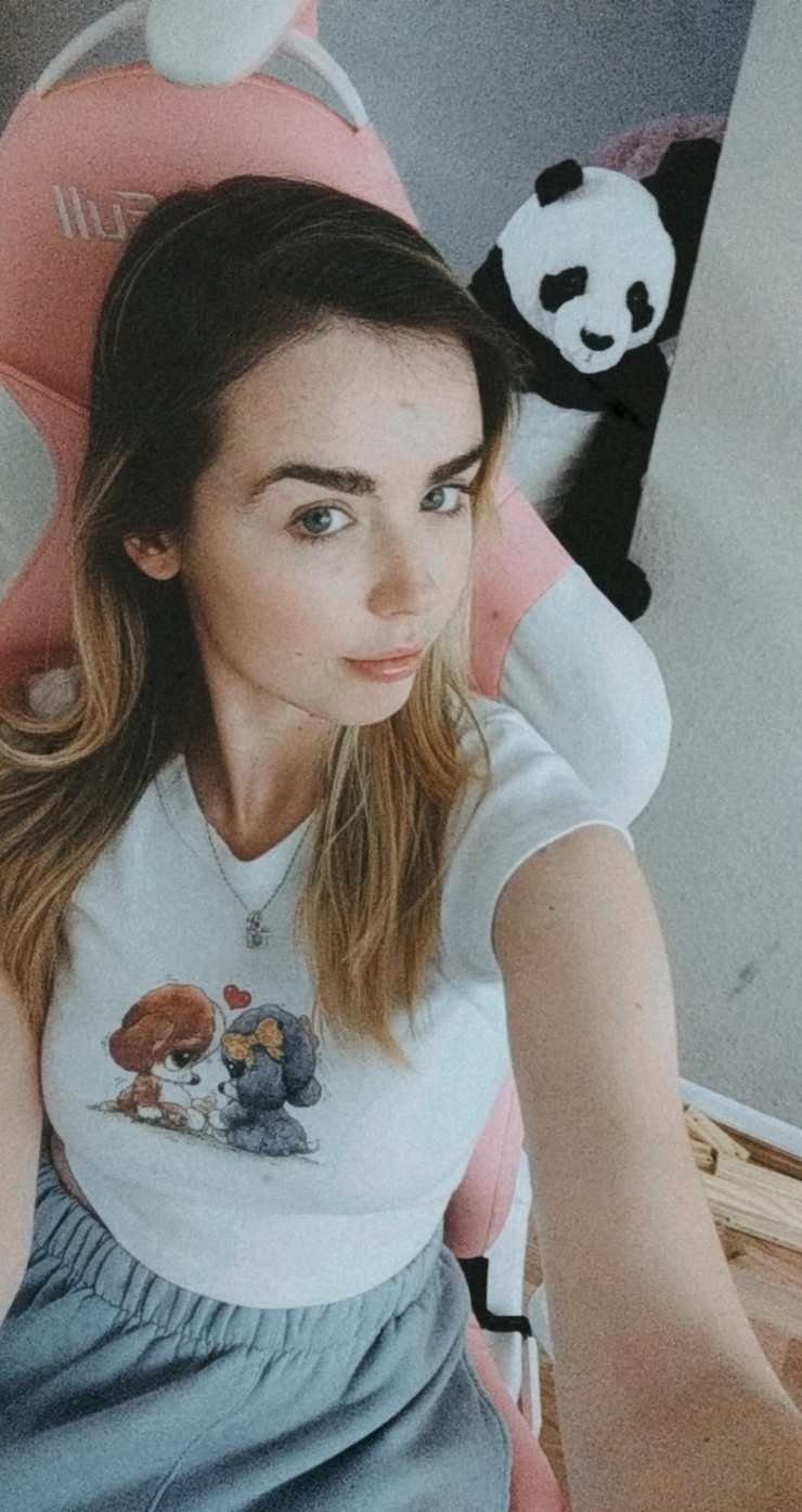 Danielle Sharp image