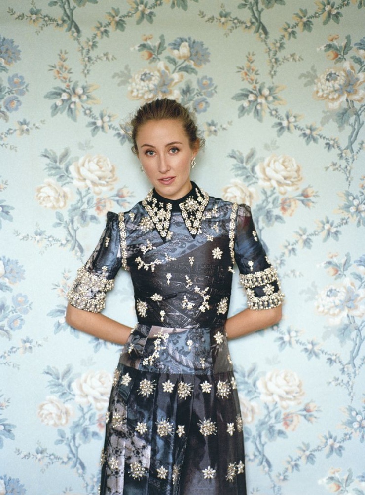 Image of Erin Doherty