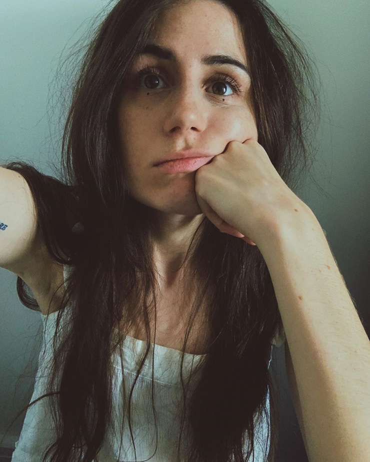 Picture of Dodie Clark
