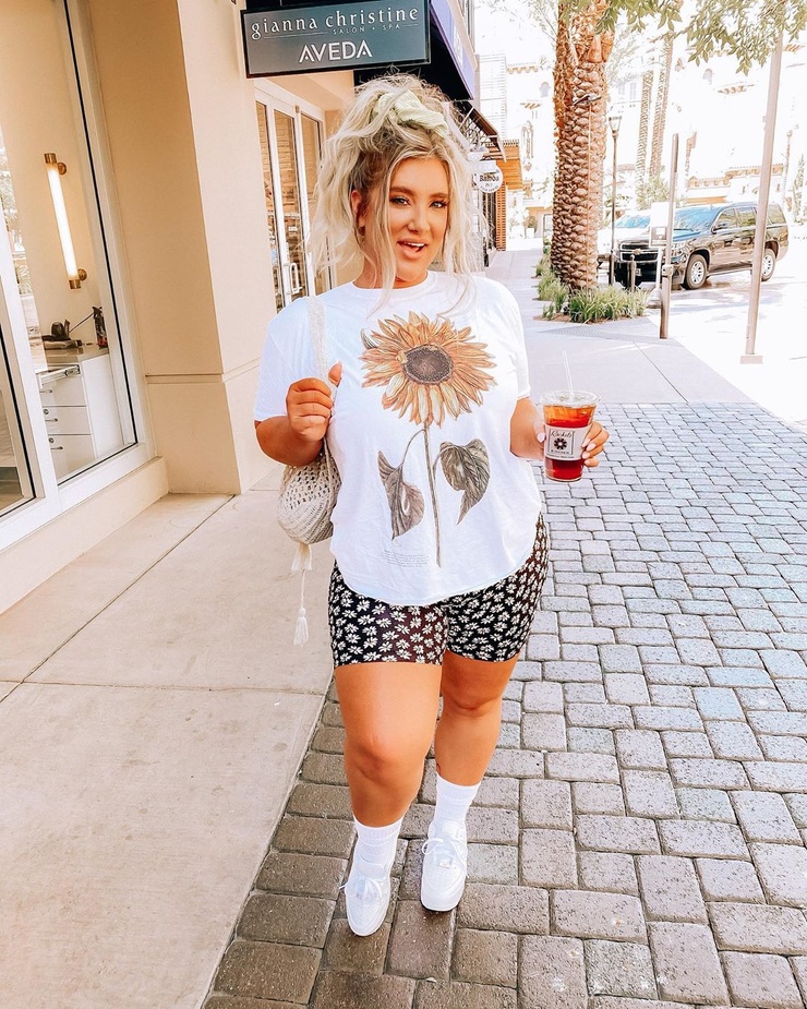 Taya Christian picture