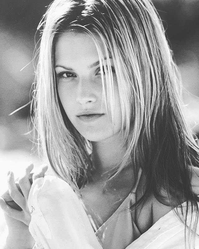 Picture of Ali Larter