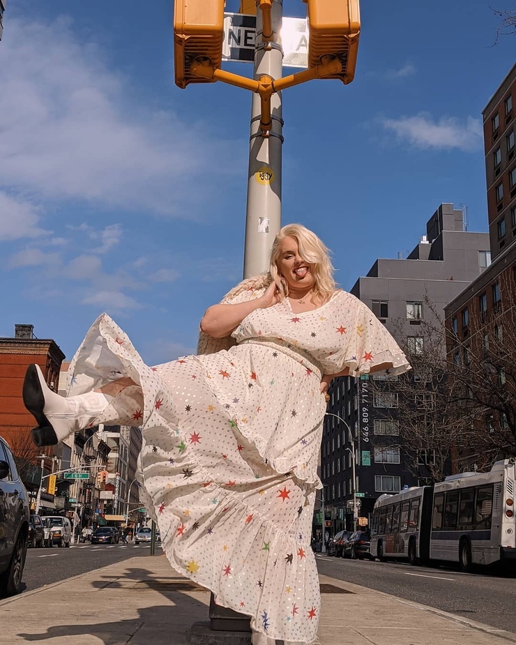 Felicity Hayward picture