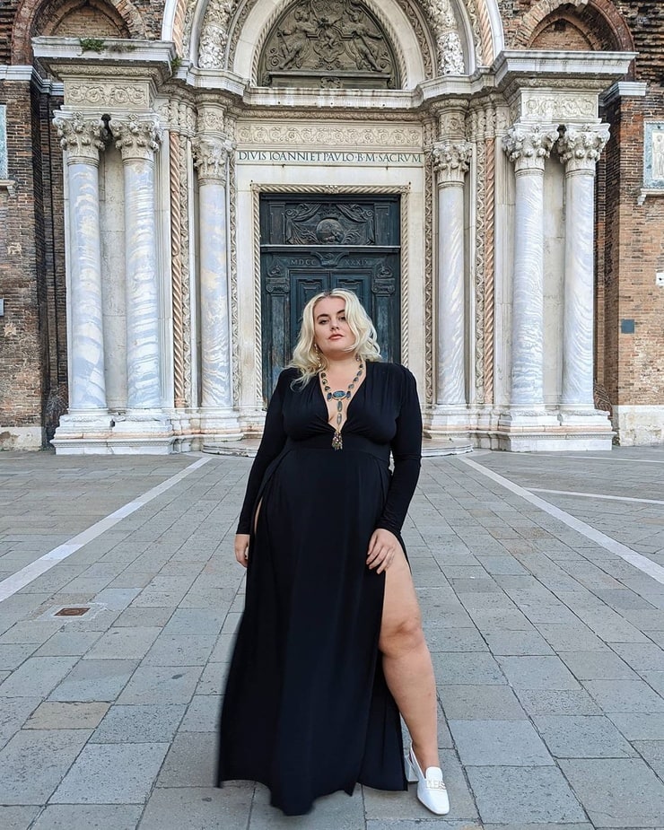 Picture of Felicity Hayward