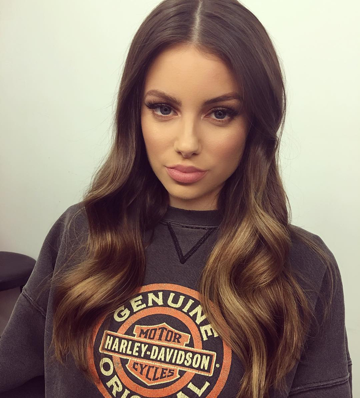 Picture of Sarah Burns model