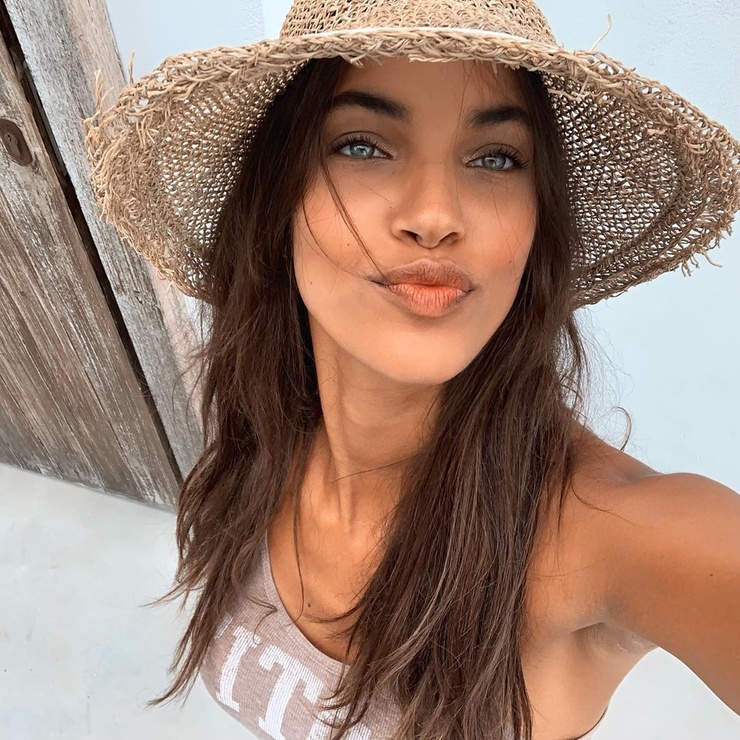 Jessica Strother picture