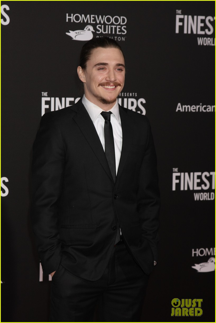 Picture of Kyle Gallner
