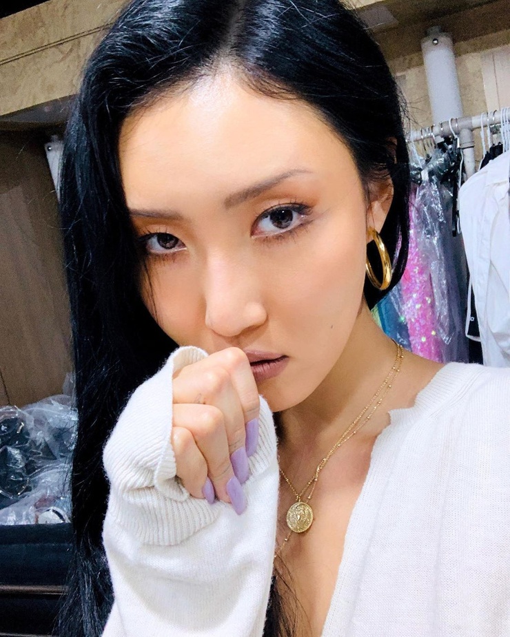 Picture of Hwasa