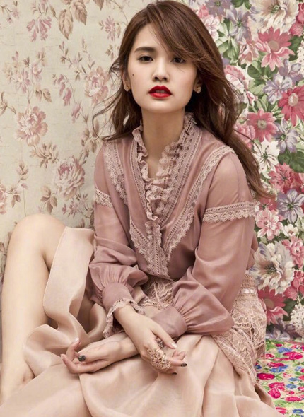 Picture of Rainie Yang