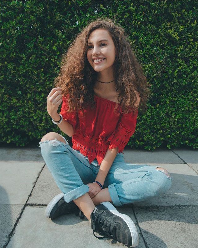 Picture of Sarah Silva