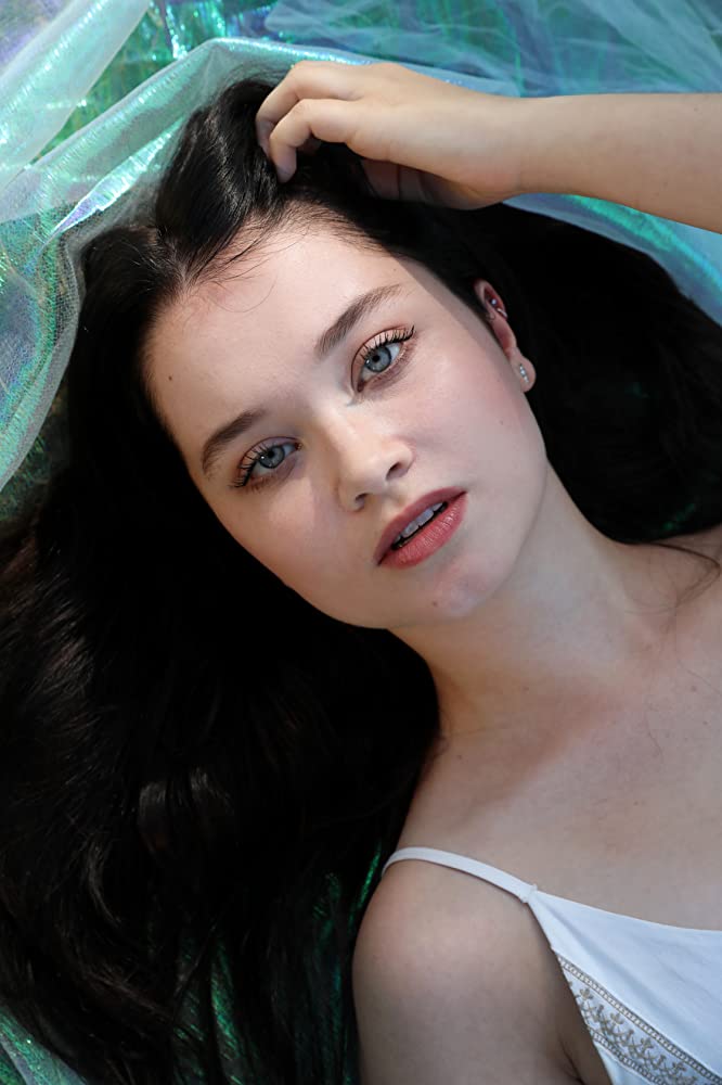 Picture of Alison Thornton