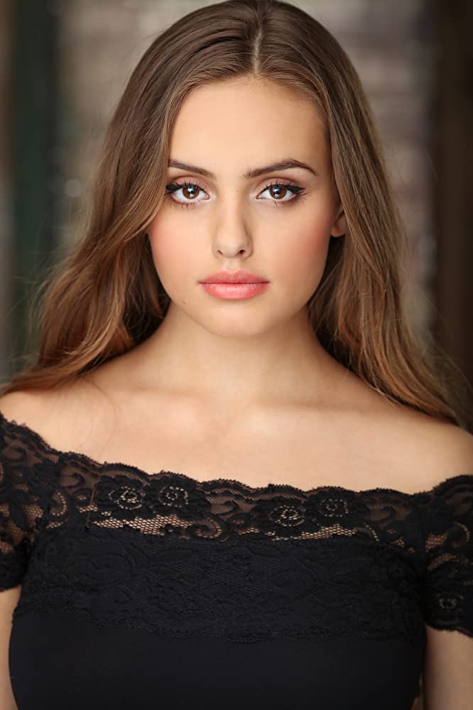 Picture of Kate Tomlinson