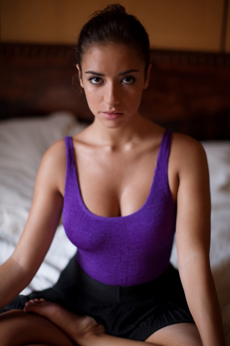 Tábata Cerezo image