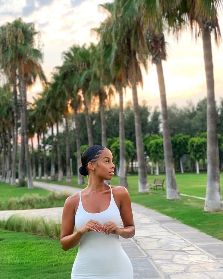 Nakita Johnson picture