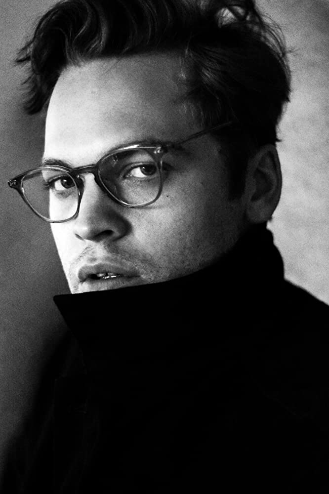 Picture of Alexander Calvert