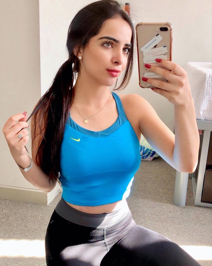 Picture of Alice Clapp