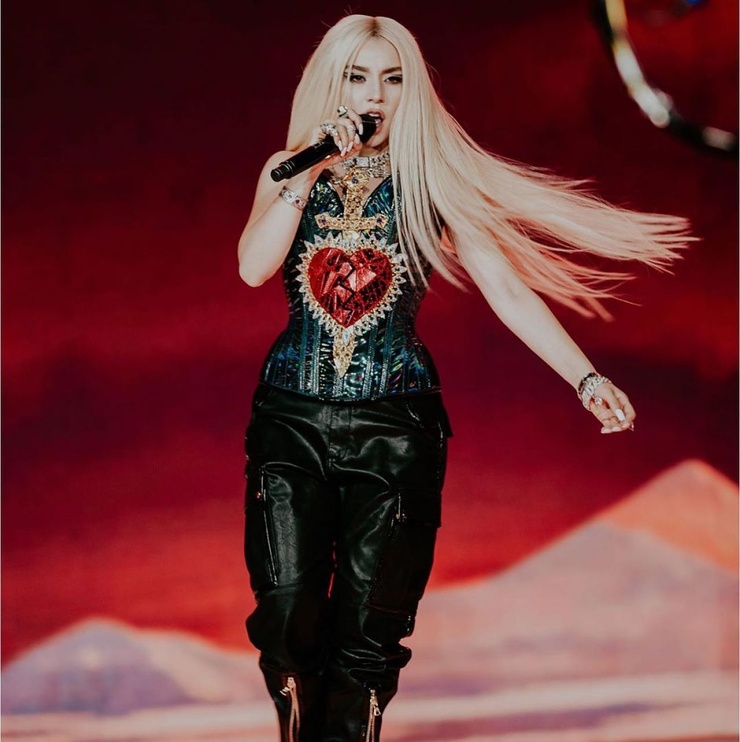 Picture of Ava Max