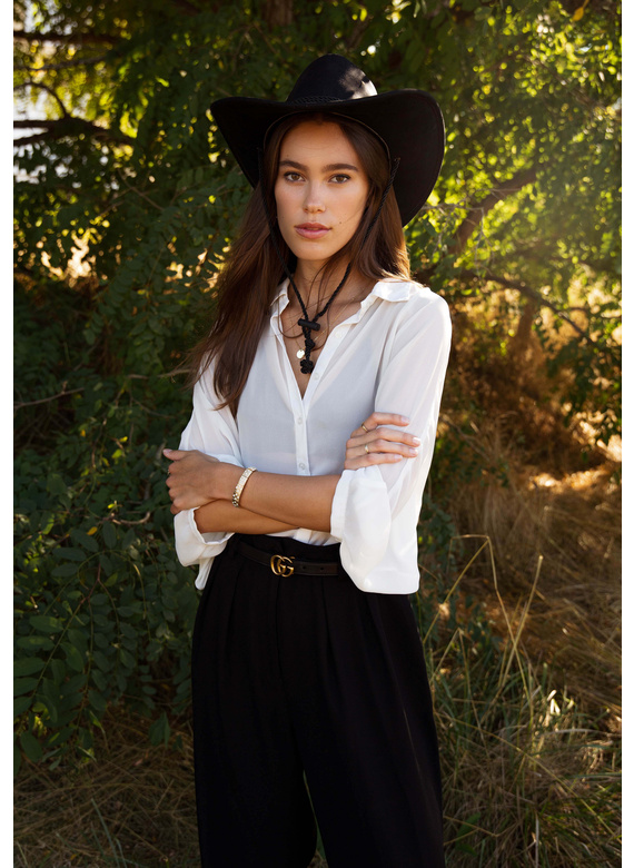 Amrine White picture