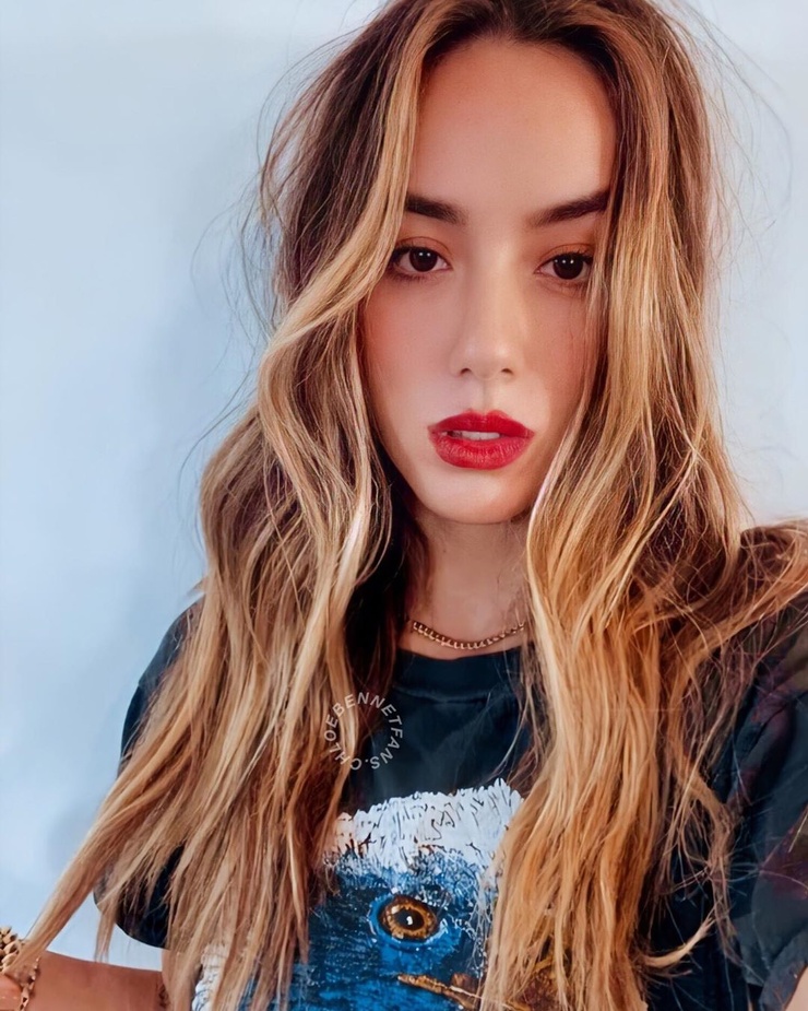 Picture of Chloe Bennet